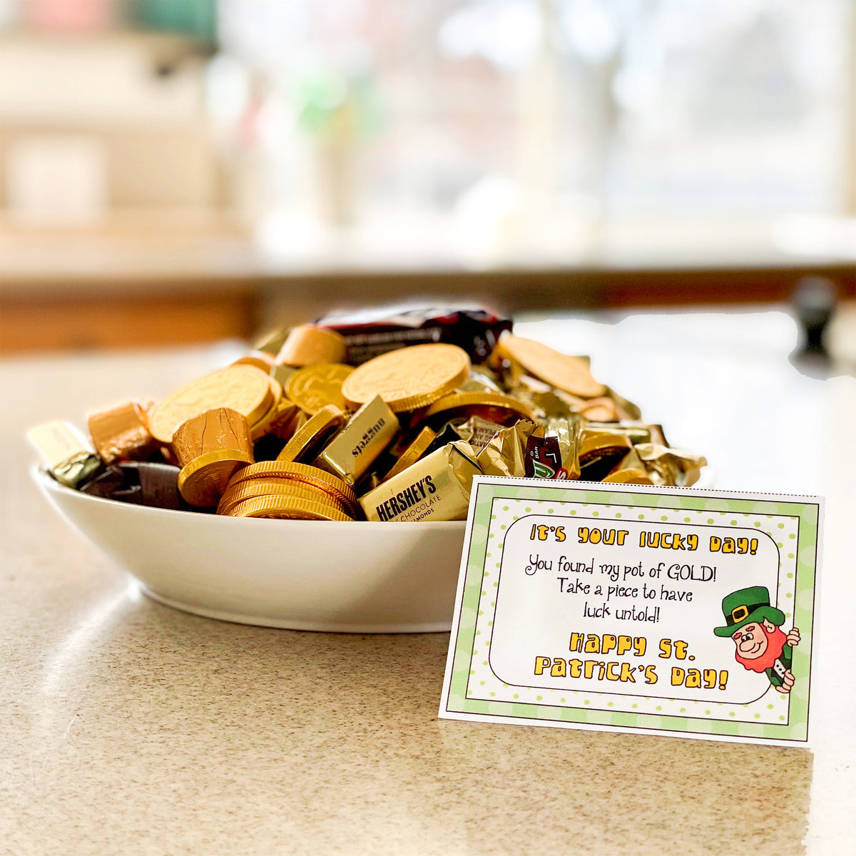 “Pot of Gold” Printable St. Patrick's Day Place Card - DOWNLOAD NOW ...